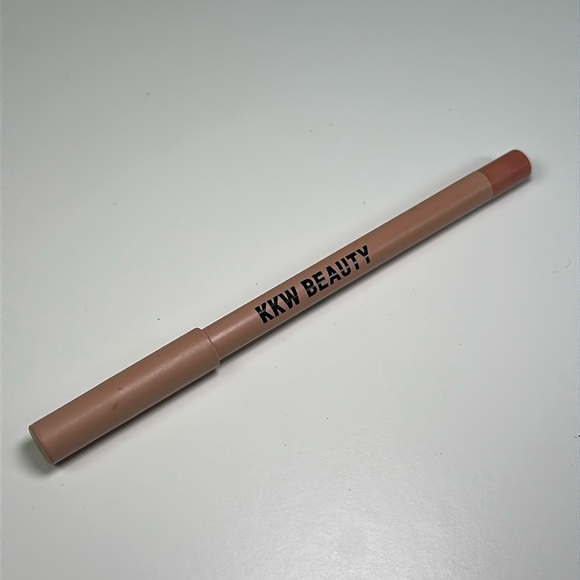 KKW Beauty | Makeup | Kkw Lip Liner Nude 5 | Poshmark